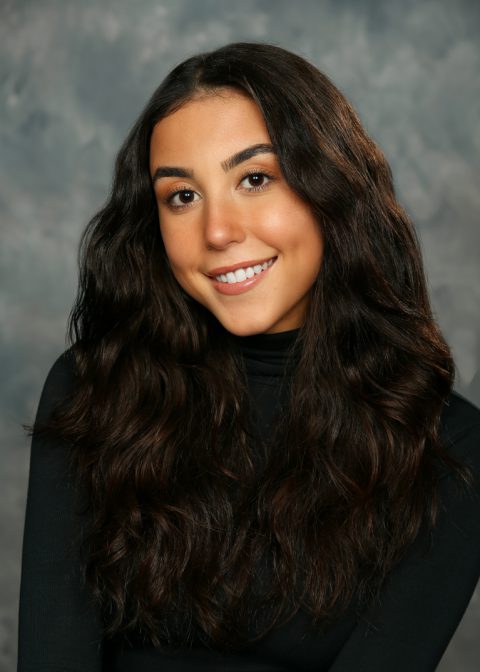 What to Wear for Composite Pictures - GreekYearbook